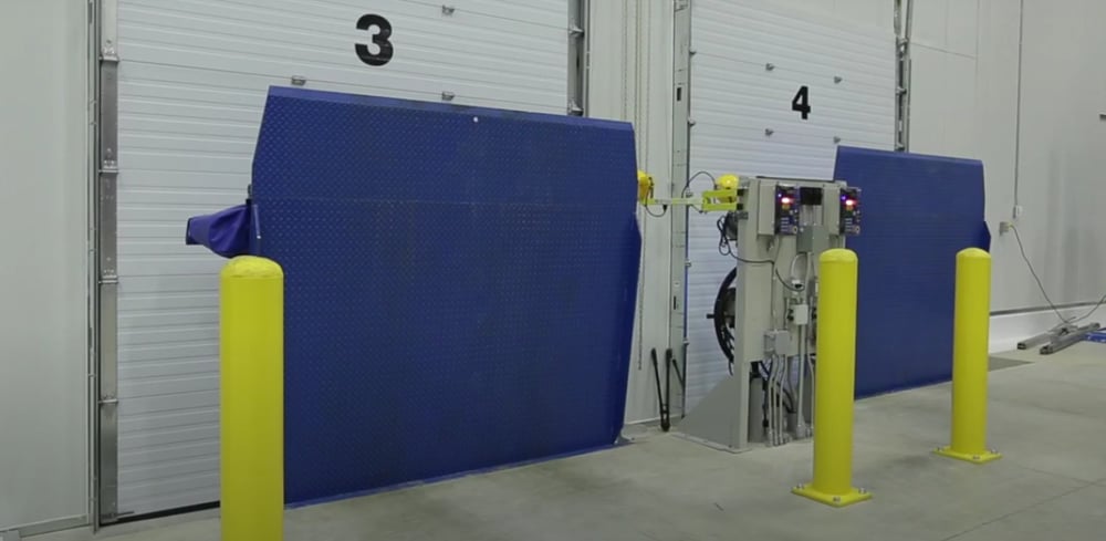 Vertical Dock Levelers (Ideal for Cold Storage Facilities)